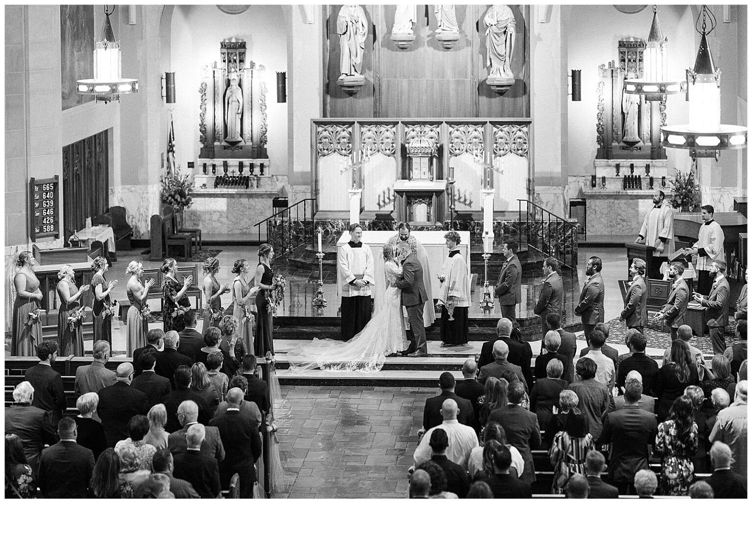 Rustic Fall Wedding at Meadowbrook Ballroom - Amy Simkus Photography
